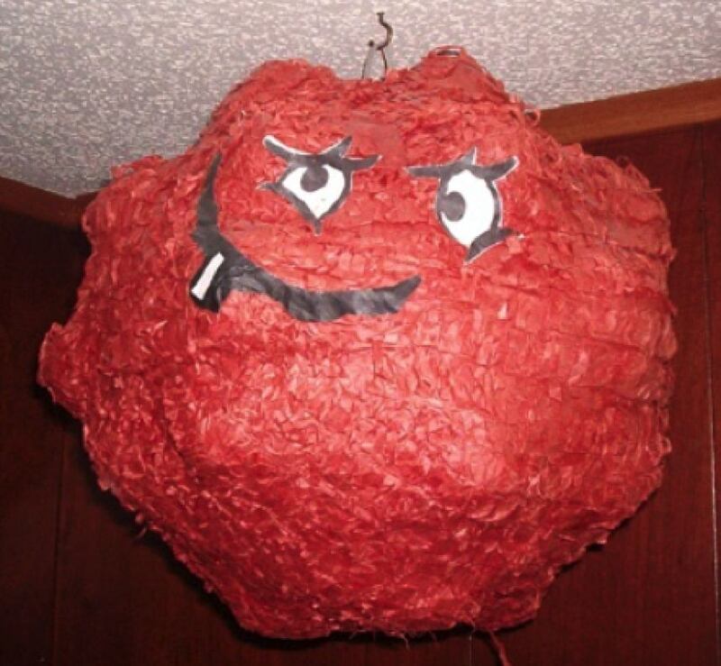 Fotos: Qué horror 20 piñatas que salieron muy mal – Publimetro Colombia