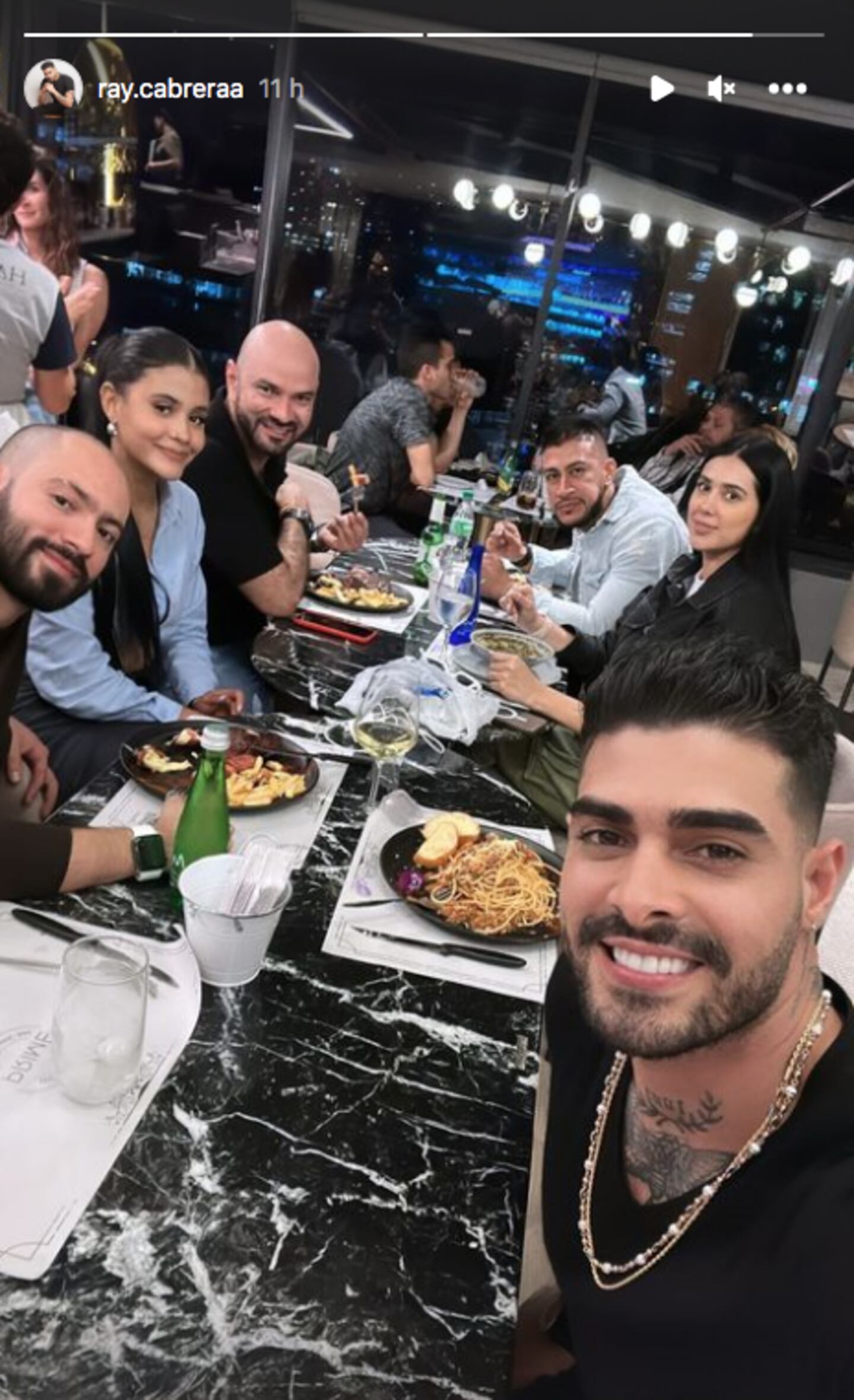 Ella es la novia de Ray Cabrera, el empleado estrella de Severo ...