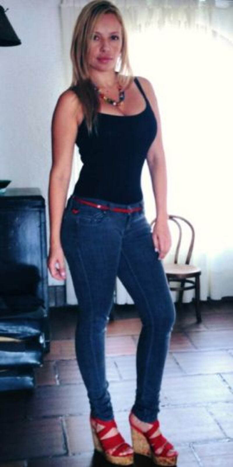 Fotos: ella es Mónica Lehder, la hija del capo Carlos Lehder ...