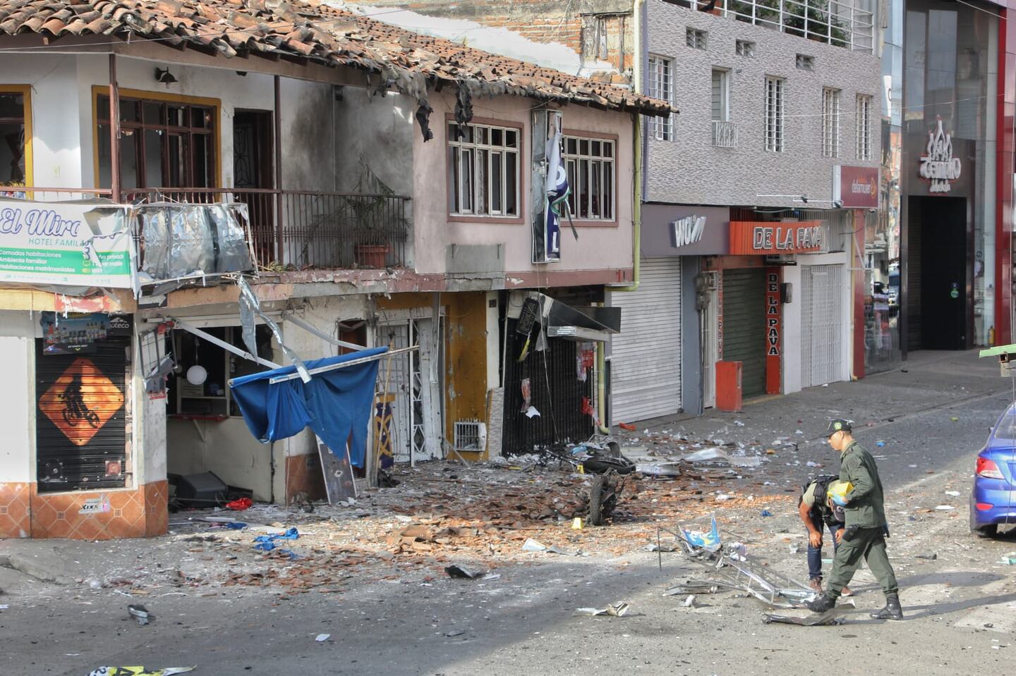 Jamundí: fotos del atentado con moto bomba a un hotel – Publimetro Colombia
